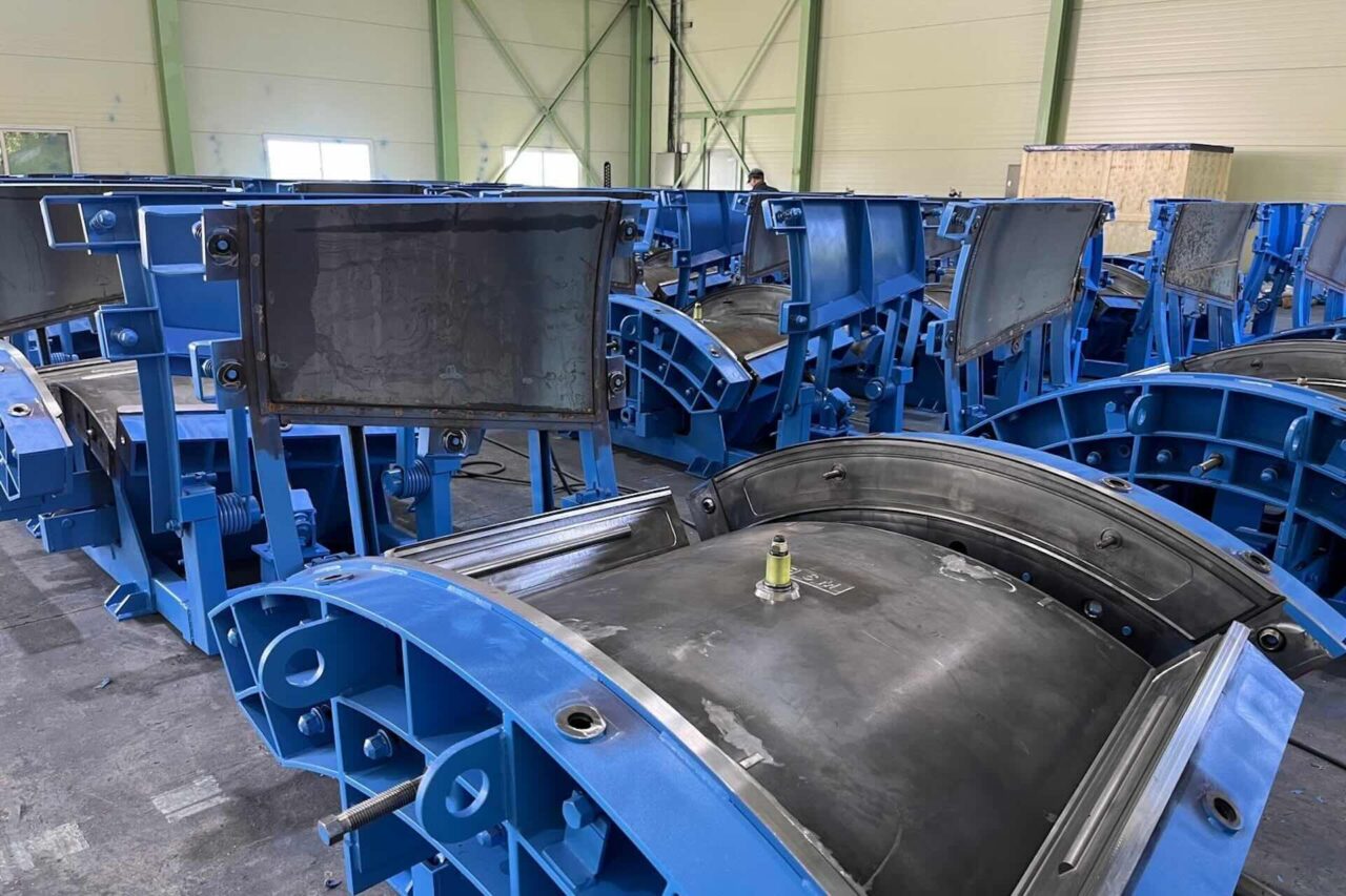 Steel moulds for tunnel segments | AB Tunnelling